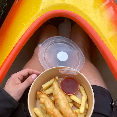 Yarra River Moonlight Kayak Tour | Kayak Melbourne | Backpacker Deals