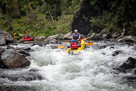Te awa Kairangi/Hutt River Grade 2 Scenic Rafting Tour | Backpacker Deals
